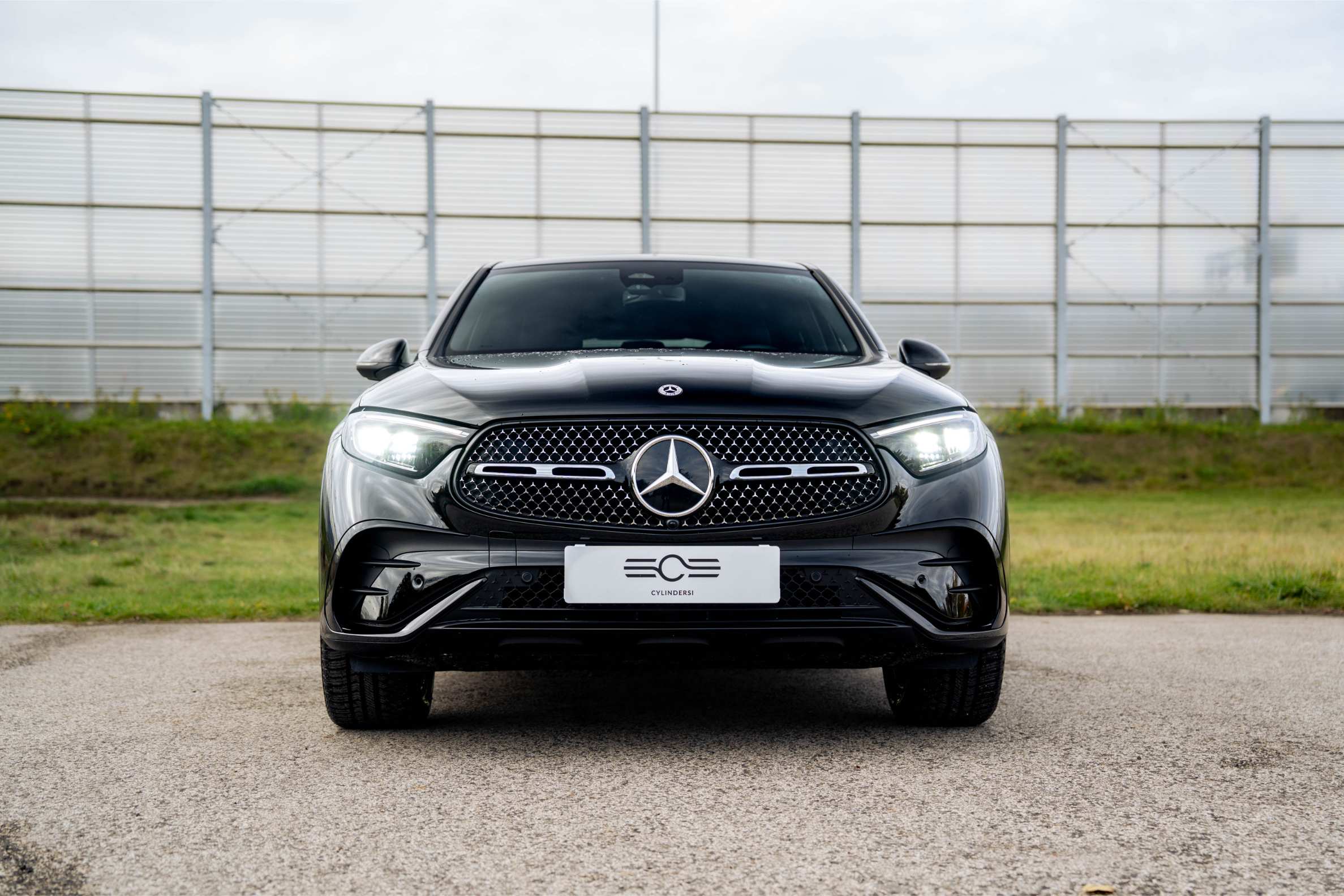 Mercedes-Benz GLC 200d AMG wynajem - wypożyczalnia Cylindersi